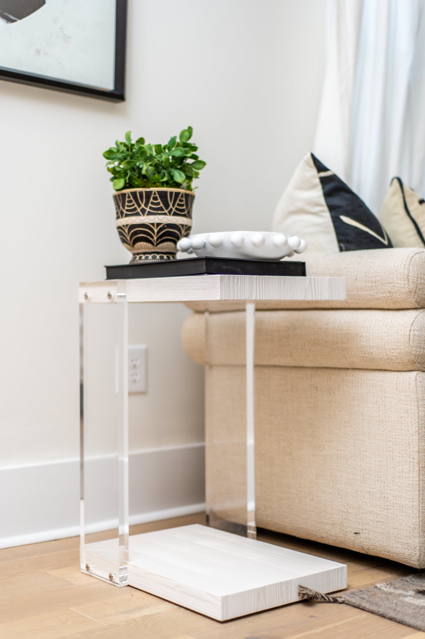 St. Kitts End Table with Acrylic sides – Auden & Avery