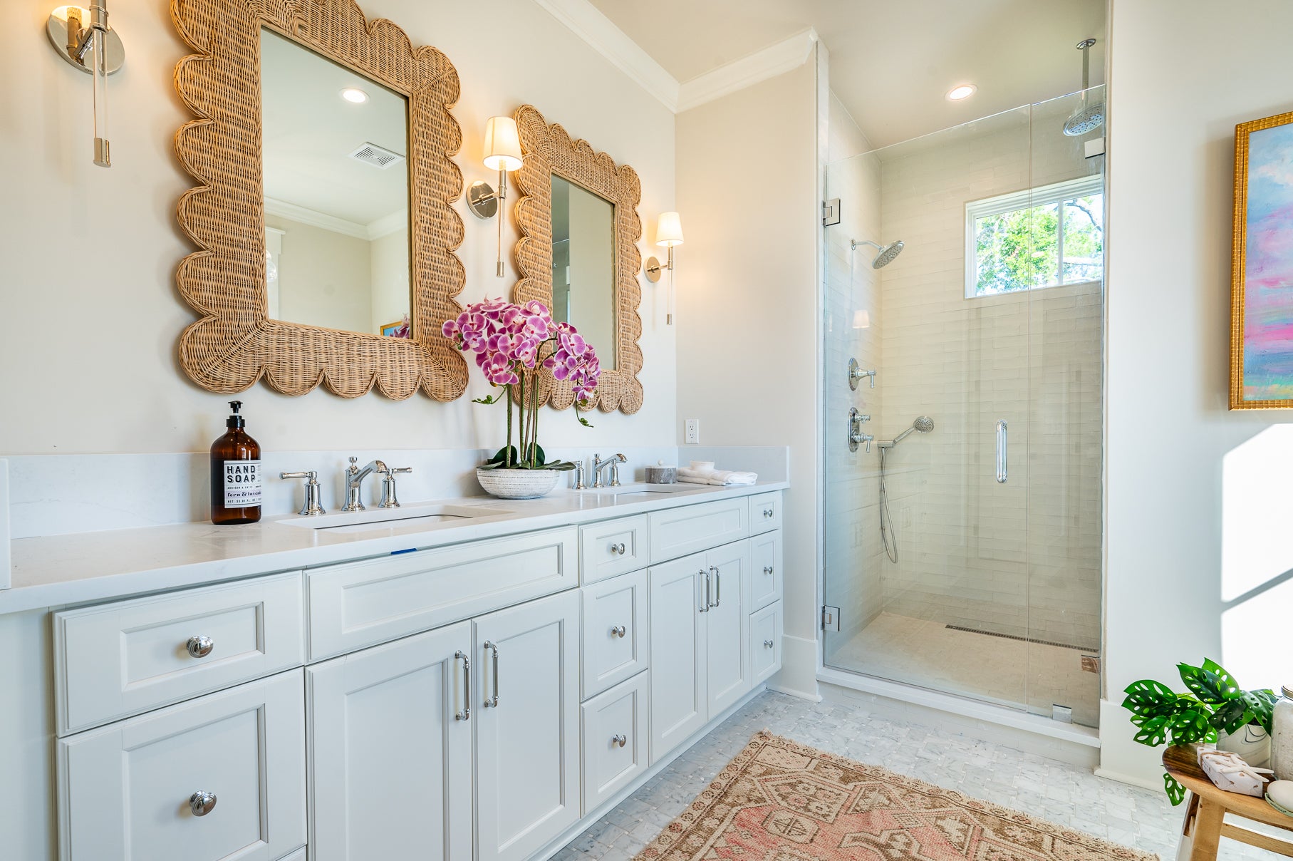 Large Scalloped Mirror – Auden & Avery